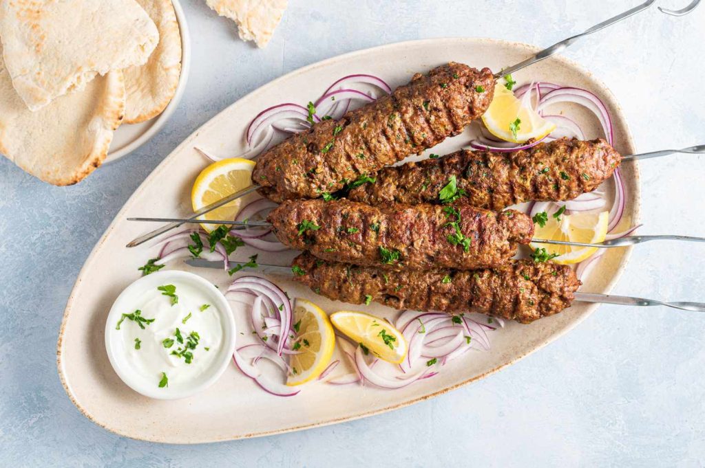 Menjelajahi Variasi Kebab di Qatar - spiritriverinc.com